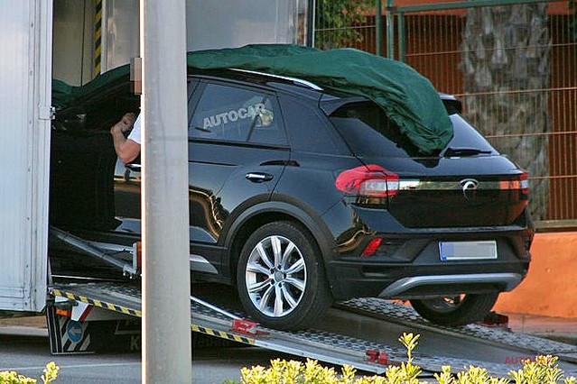 VW新型SUV「T-Roc」 欧州価格300万円弱か PHEV／EVも計画中 - ライブドアニュース