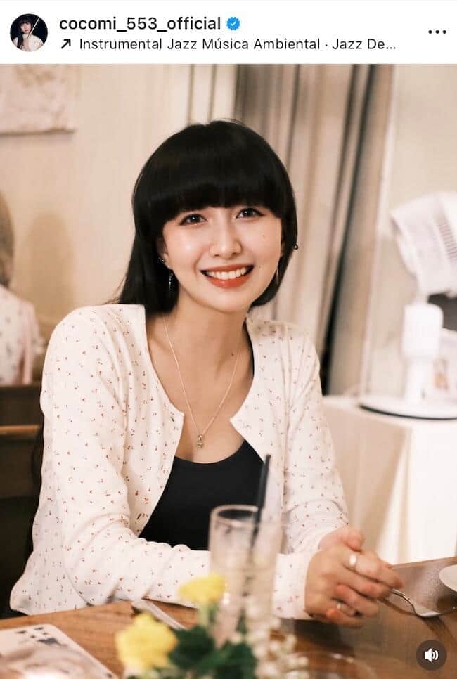 キムタク＆静香の長女Cocomi、愛犬がすっぽりバッグに...「わんこの足が熱くなるので気をつけましょう！」 - ライブドアニュース