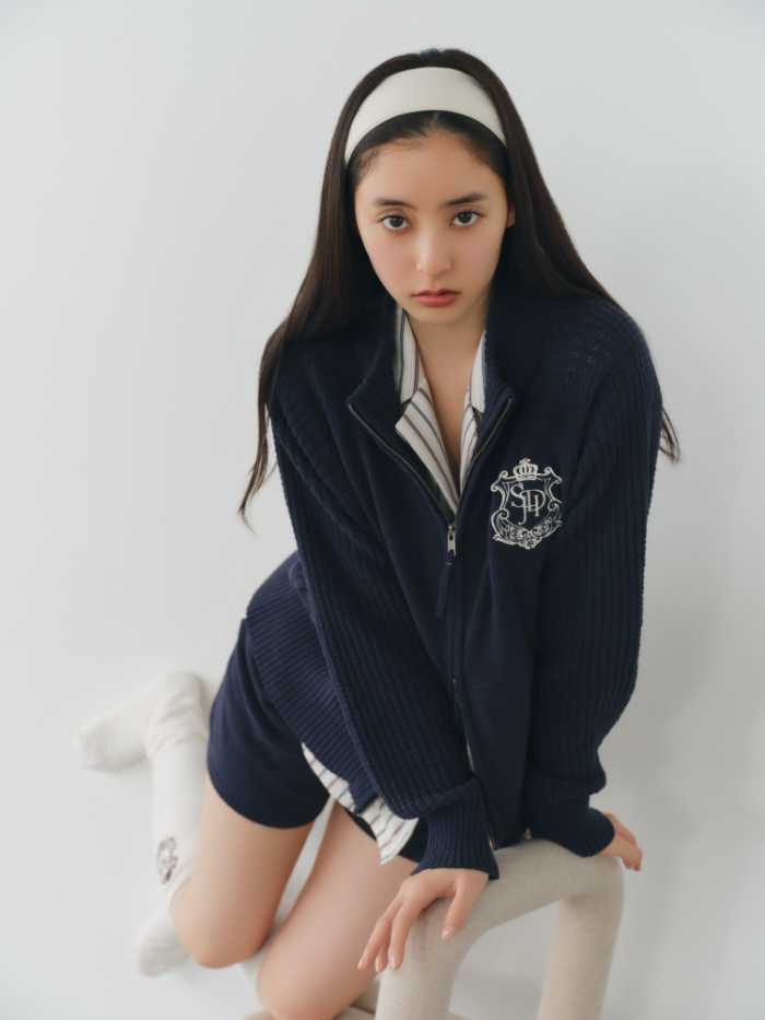 SNIDEL HOME×新木優子♡秋の訪れを感じる新作ルームウェア公開 - Peachy - ライブドアニュース