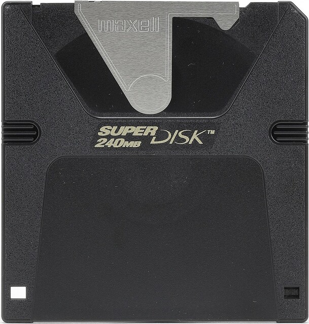 容量が2倍になったSuperDiskの後継「SuperDisk 240MB」：スイートメモリーズ File078 - ライブドアニュース