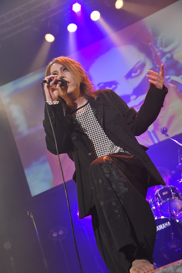 hide生誕を祝う「Birthday Party 2025」熱狂レポート！PATA完全復活やVINYL再始動、2026年ビッグプロジェクト発表 ...