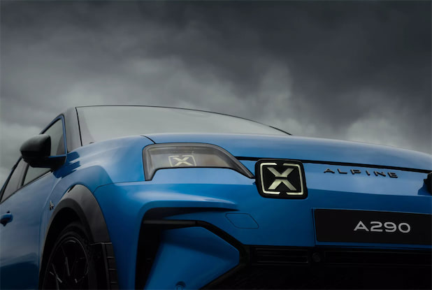 レトロとはいわせないアルピーヌBEV化の斬り込み隊長｜ル・マンでデビューしたA290市販版があれこれ眩しい！ - ライブドアニュース