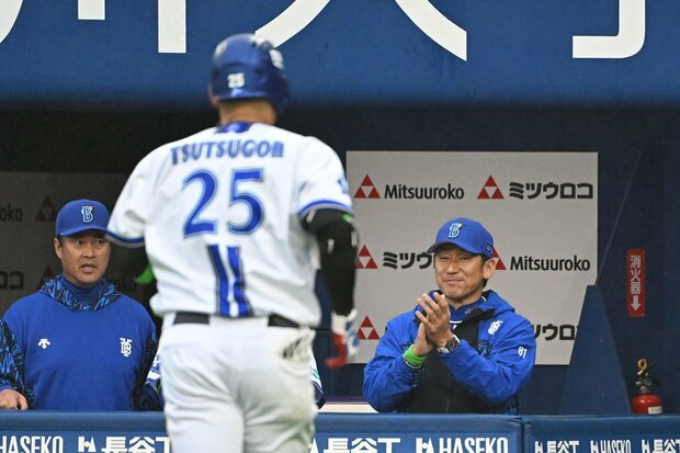 【セCS】DeNAが筒香嘉智の2発3打点の活躍で巨人に先勝 三浦監督「ナイスゲーム」 (2025年10月11日掲載) - ライブドアニュース