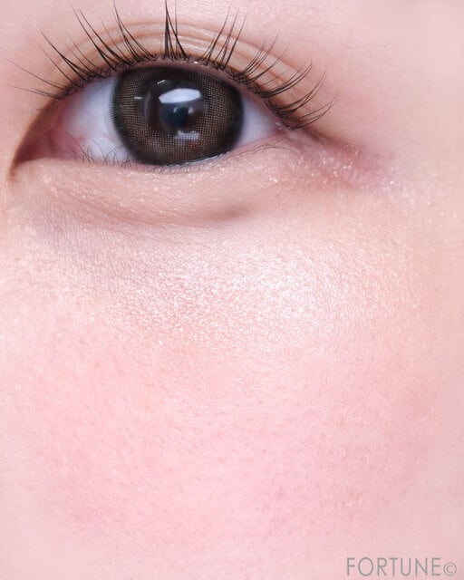 セザンヌ25年夏新作コスメ｜これ1つで目もと＆頬のメイクが完成！「フェイスアイパレット」を口コミ♡ - Peachy - ライブドアニュース