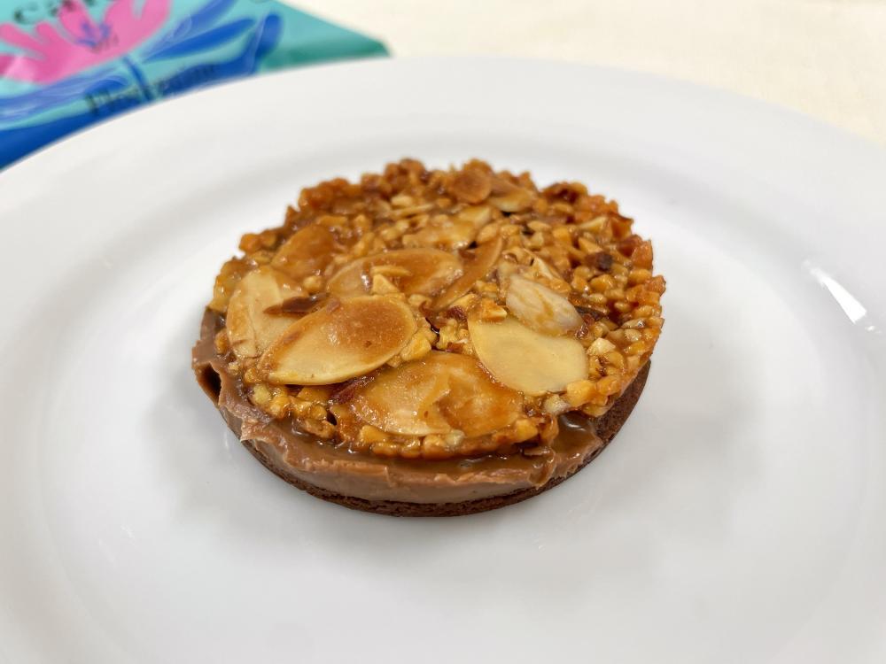 まるでアート作品のようなパケに一目惚れ...。BAKE姉妹ブランド「caica」の焼菓子ボックスがセンス良すぎ。《編集部レビュー》 - Peachy - ライブドアニュース