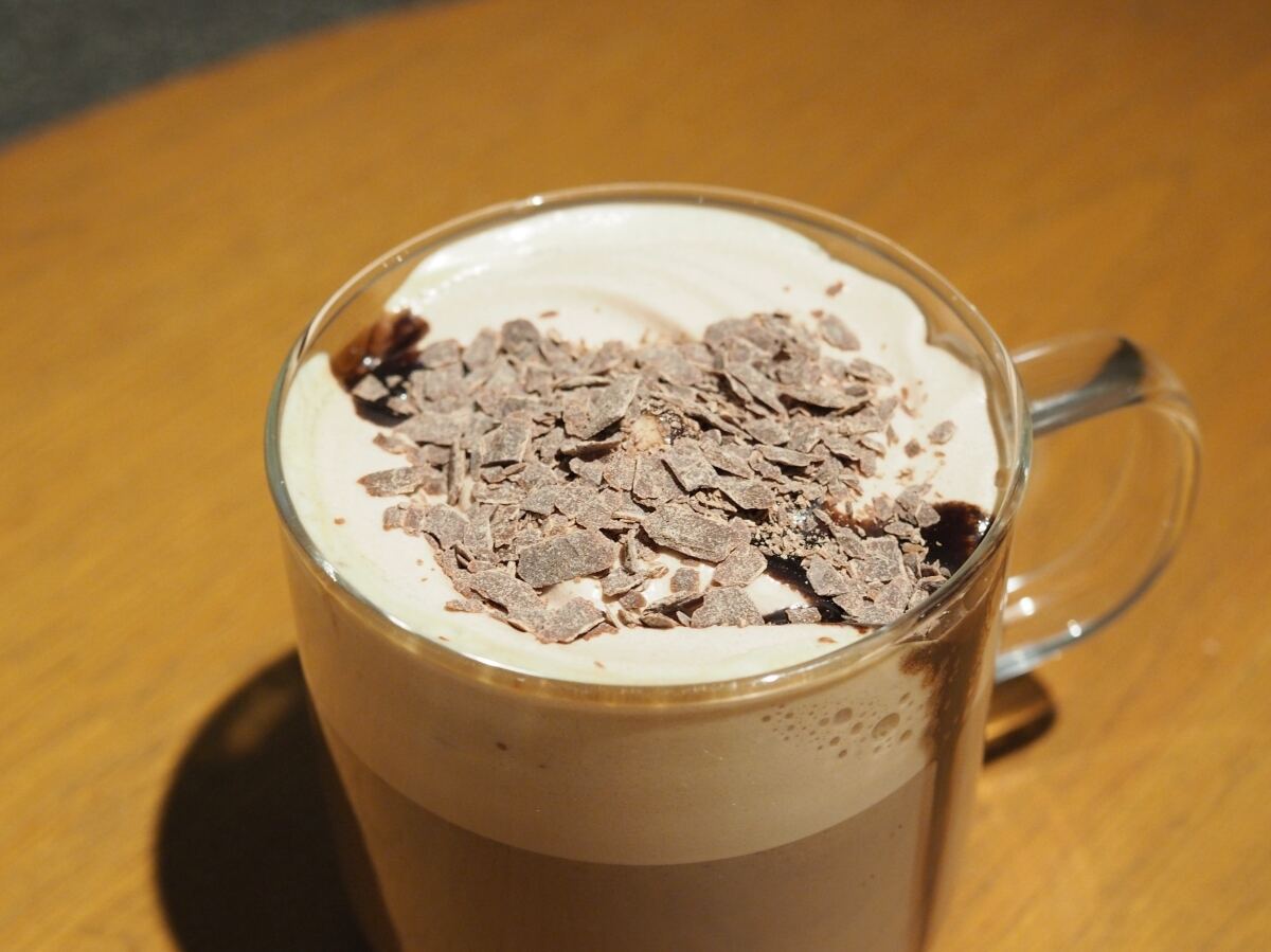 スタバ新作『カカオ ＆ ストロベリー ムース フラペチーノ』をレビュー！ 値段・カロリー・おすすめカスタムも紹介 - ライブドアニュース