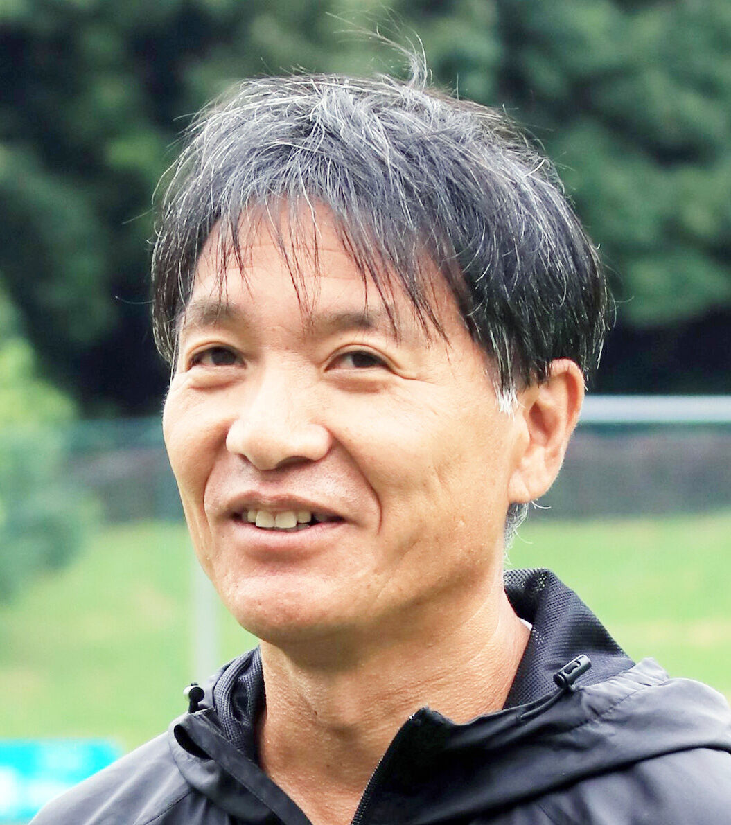 J1昇格の磐田・横内昭展監督がJ2優秀監督賞！「新しいことにチャレンジする楽しみのほうが多かった」 (2023年12月7日掲載) - ライブドアニュース