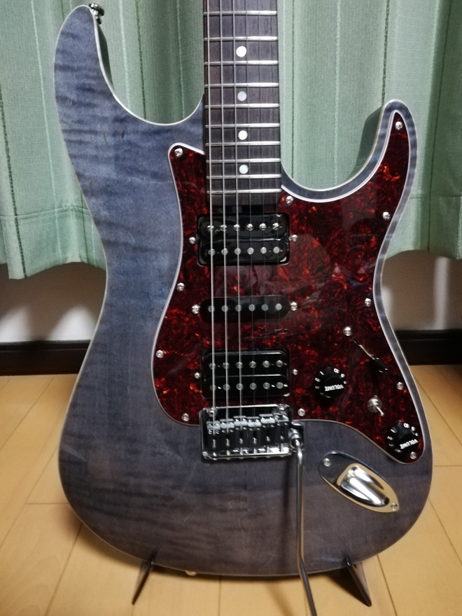 【画像】COMBATのセミオーダーモデルを公開「宝くじに当たったような喜び」 5/5 - ライブドアニュース