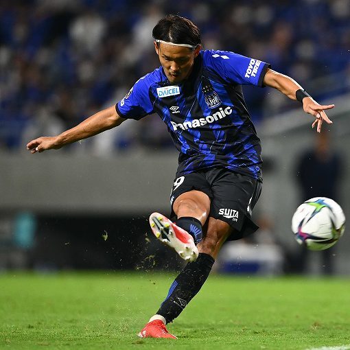 「絶好調やん」「ボールの質が半端ない」宇佐美貴史、低弾道FK＆ドンピシャクロスで1G1A！ ガンバファンは狂喜乱舞!! (2021年9月26日掲載) - ライブドアニュース