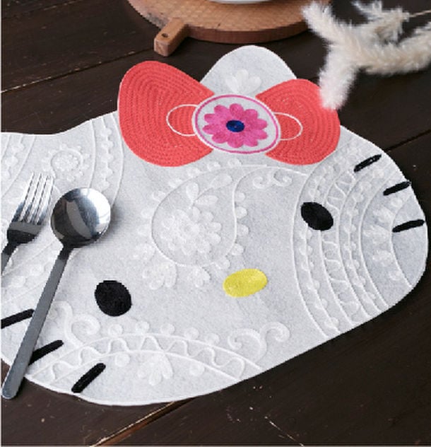 インドで手作りされたハローキティグッズが登場！松屋銀座『Hello Kitty×Mayglobe デビューイベント』 - ライブドアニュース