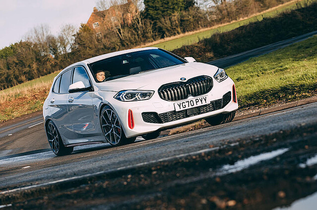 【小さくても楽しい】最高のホットハッチ 10選 コンパクトな車体にスポーツカー並の性能 - ライブドアニュース