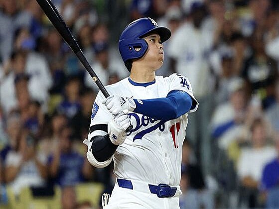 大谷翔平にMLB公式も“ドン引き” 初回3K直後…生まれた136m特大弾「何てスターなんだ…」 (2025年10月18日掲載) - ライブドアニュース