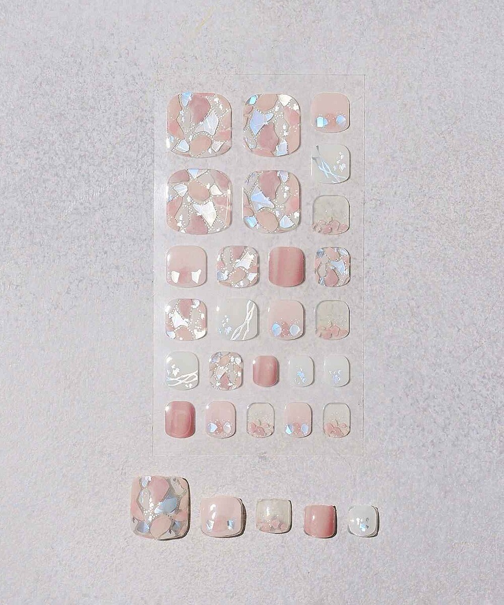 【画像】貼るだけでジェルネイルが完成 3COINSのジェルネイルシールが便利 2/5 - Peachy - ライブドアニュース