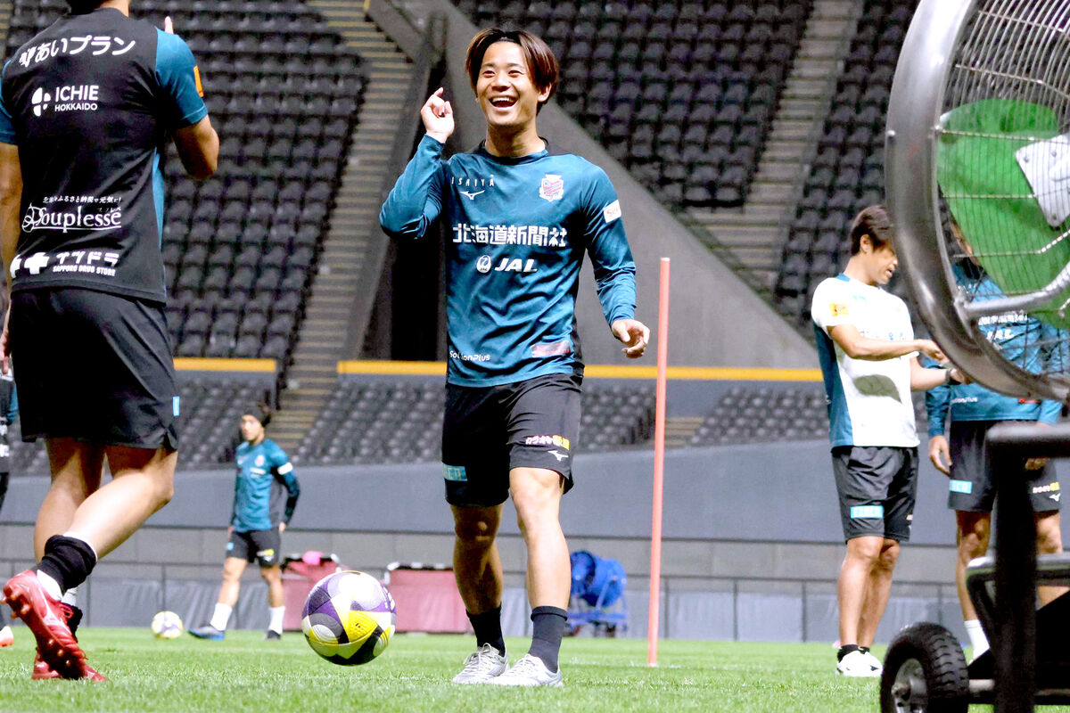 J2札幌 MF近藤友喜が残り11戦で「10勝」誓う「危機感をピッチの上で表現できれば」…30日・ホーム大宮戦 - ライブドアニュース