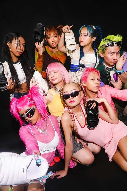 【NIKE】夏にぴったりのサンダル!ADJUST FORCEがウィメンズ仕様になって登場☆ - Peachy - ライブドアニュース