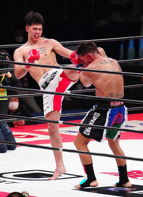 【画像】宇佐美秀メイソン 初代K―1MAX王者のクラウスに判定勝利！大みそかに参戦の兄・パトリックへつないだ - ライブドアニュース