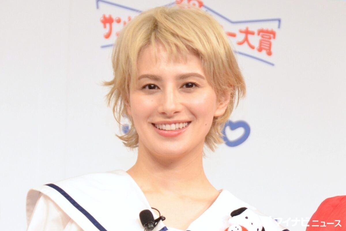 ホラン千秋、金髪に大胆イメチェン「挑戦してなかったことに挑戦しようと…」 - ライブドアニュース