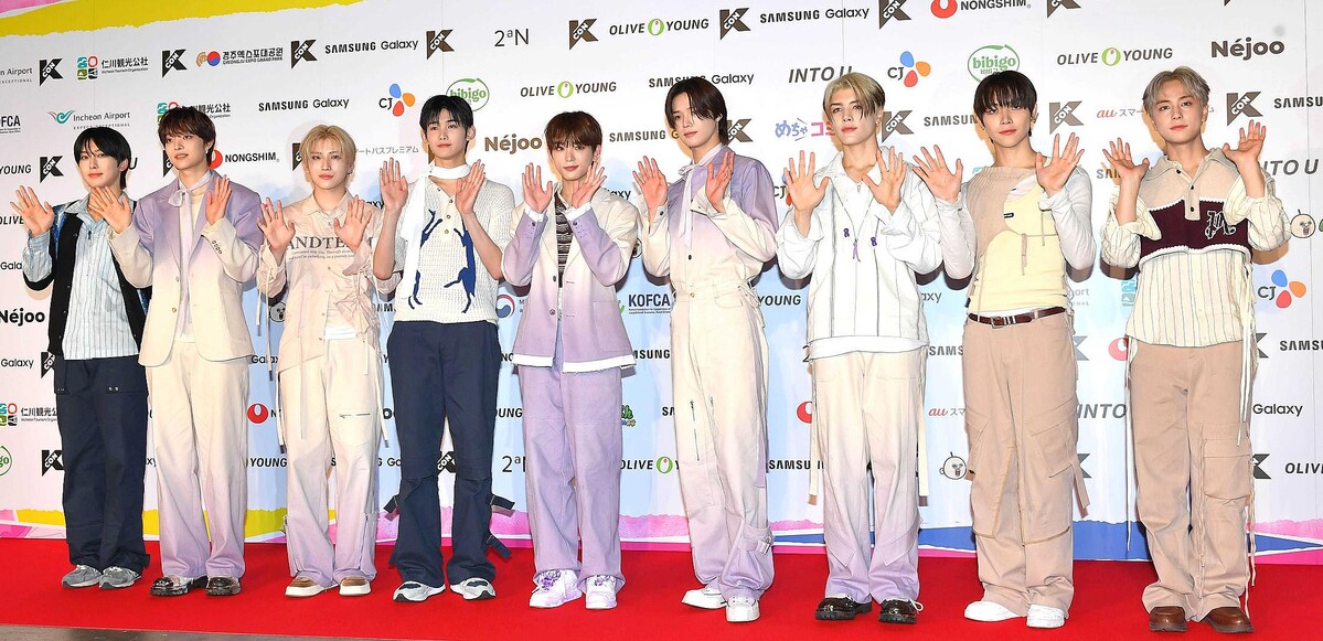 ＆TEAM「Dynamite」熱唱 ILLITは大流行“マグネティックダンス”で魅了 (2024年5月13日掲載) - ライブドアニュース