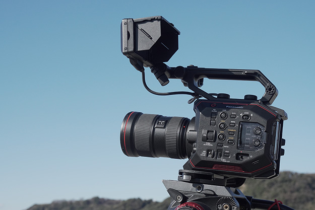 [最新カメラ探訪2018]Vol.04 パナソニックAU-EVA1登場。始まったシネマカメラ戦国時代 - ライブドアニュース