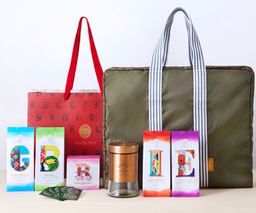 タリーズ福袋「2023ハッピーバッグ」予約開始、“オンワード”コラボのトートバッグにウサギの干支テディやキャニスター・ドリンクチケットなど、予約特典に“鳥獣戯画ステッカー” - ライブドアニュース