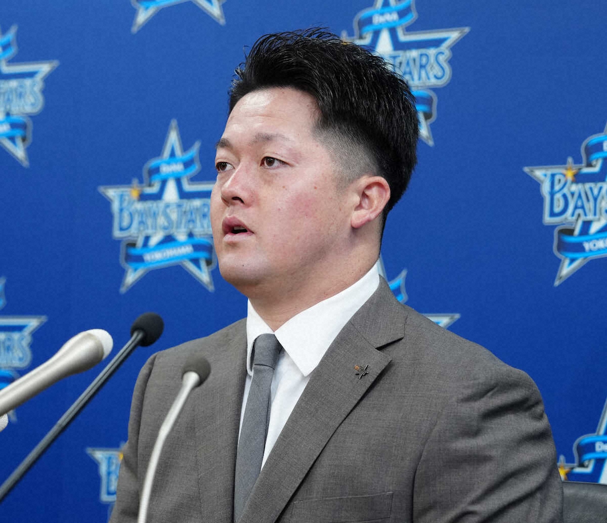 4年目終えたDeNA・牧 2000万円増の年俸2億5000万円でサイン「来年こそチームに貢献する」 (2024年12月4日掲載) - ライブドアニュース