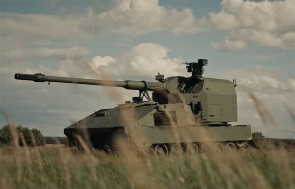 砲塔は無人！“巨大タイヤ式自走砲”のキャタピラタイプが登場 米陸軍も老朽化した車両の後継候補に!? (2025年10月22日掲載 ...