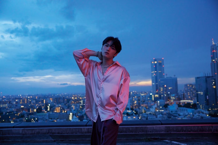 ジェジュン「GLAMOROUS SKY」MVプレミア公開決定「仕上がりにとても満足してます」 - ライブドアニュース