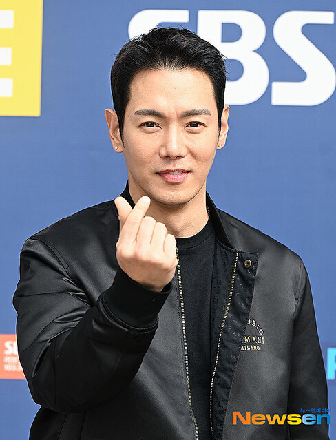 【画像】【PHOTO】Gaho、Fly To The Sky ファニ、ラッパーのMirani「2時脱出Cultwo Show」出演のため放送局 ...