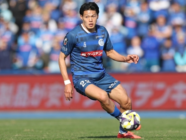 J2で3位水戸から23歳MFが2位大宮に完全移籍！「このクラブの一員になれる事を誇らしく思います」 - ライブドアニュース