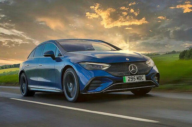 従来のクルマっぽくない メルセデス・ベンツEQE 350+へ試乗 Eクラス相当の上級BEV (2022年8月31日掲載) - ライブドアニュース