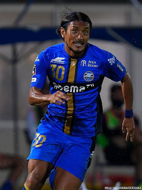 鉄人36歳FW中島裕希が1G1A!! 長谷川初弾＆鄭大世デビューの町田が磐田を3発撃破 (2021年3月6日掲載) - ライブドアニュース