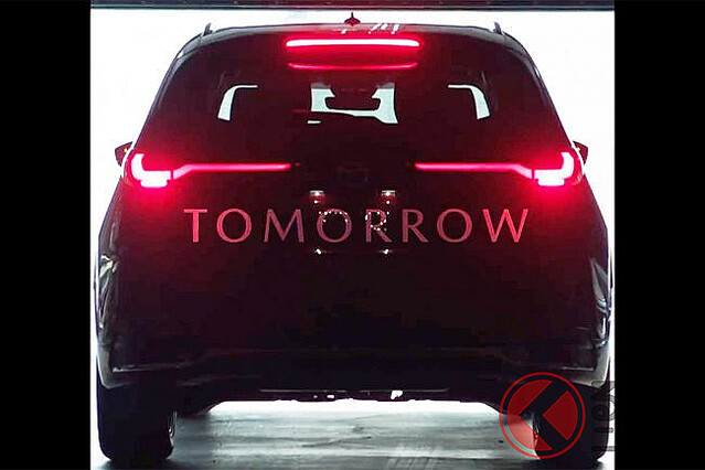 今度はリアを“チラ見せ!?” マツダ「最高級3列SUV」まもなく登場！ SNSで新型「CX-90」の新たな動画を公開！ - ライブドアニュース